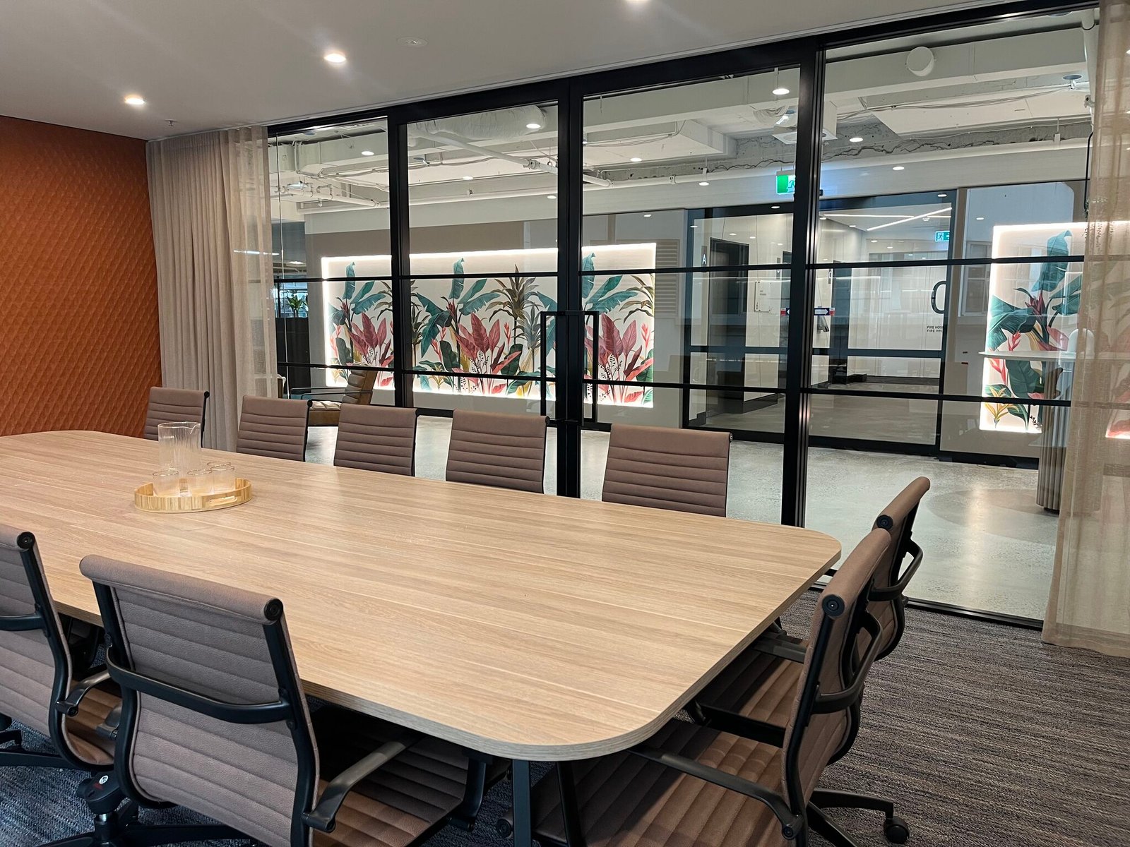 INTERA - FEATURE MURAL